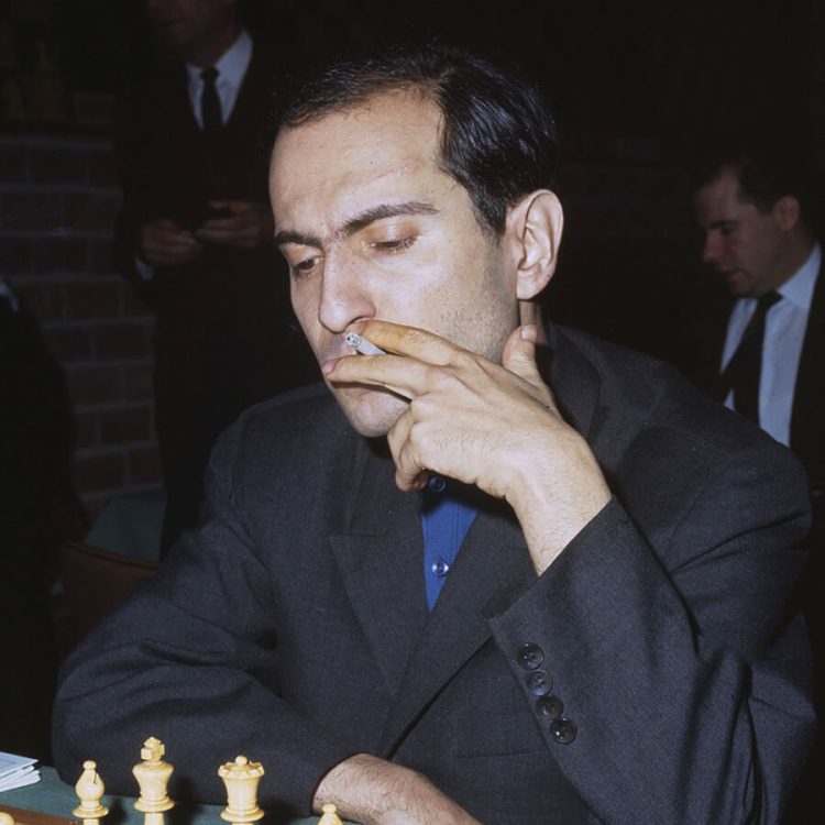 GM Mikhail Tal: Đại Kiện Tướng Cờ Vua Liên Xô - Cờ Vua Cao Cấp