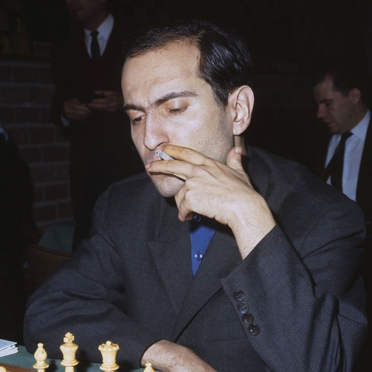 GM Mikhail Tal: Đại Kiện Tướng Cờ Vua Liên Xô - Cờ Vua Cao Cấp