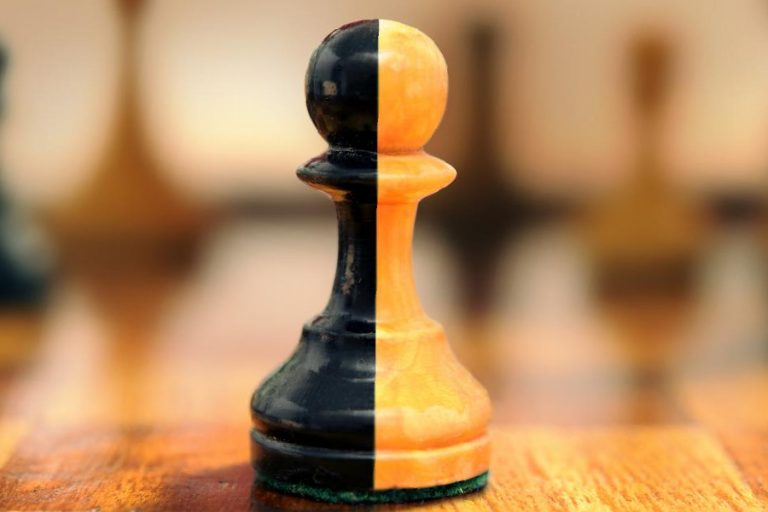 Kiến Thức Cờ Vua | Chiến Lược & Cách Chơi Cờ Vua Chuyên Nghiệp